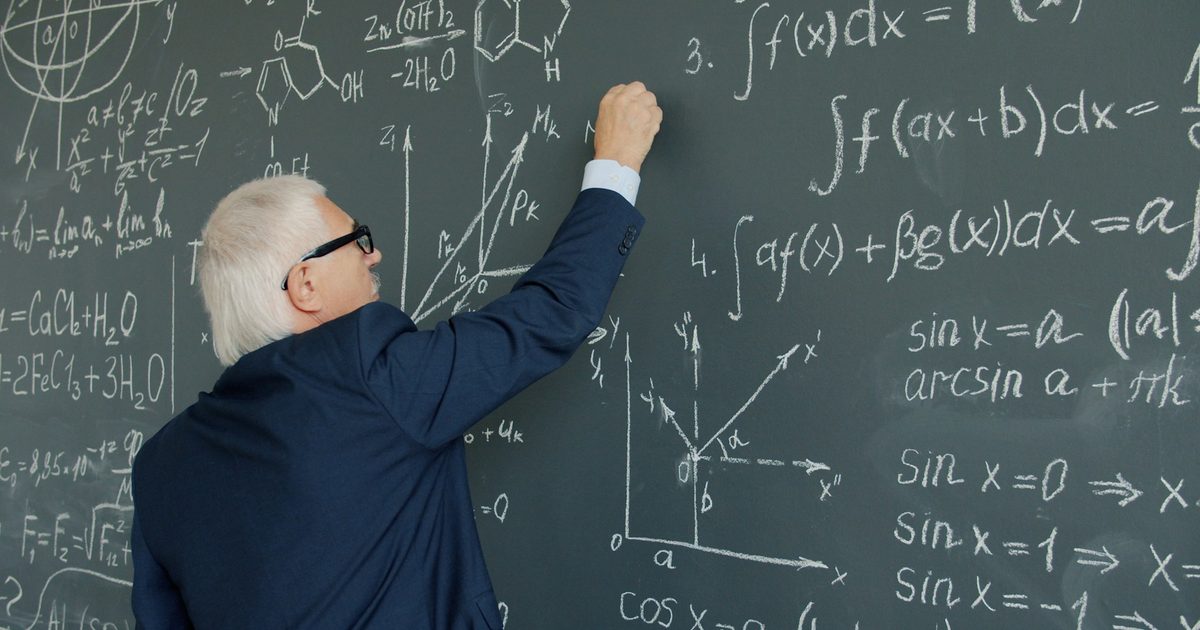 La triste historia del profesor que perdió 2 años de trabajo por ...