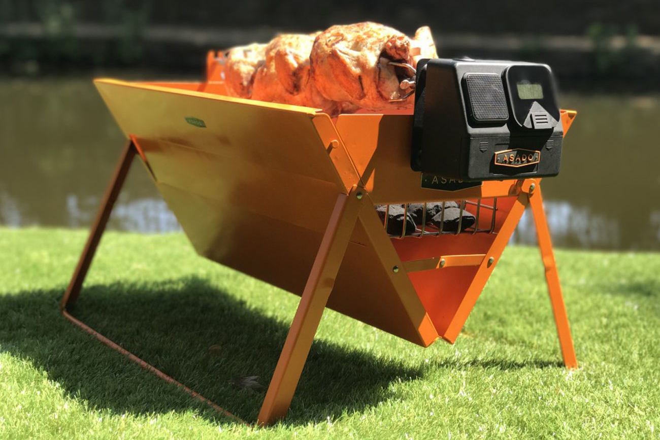 Con la parrilla portátil inteligente Uber-Q podrás preparar el asado ...