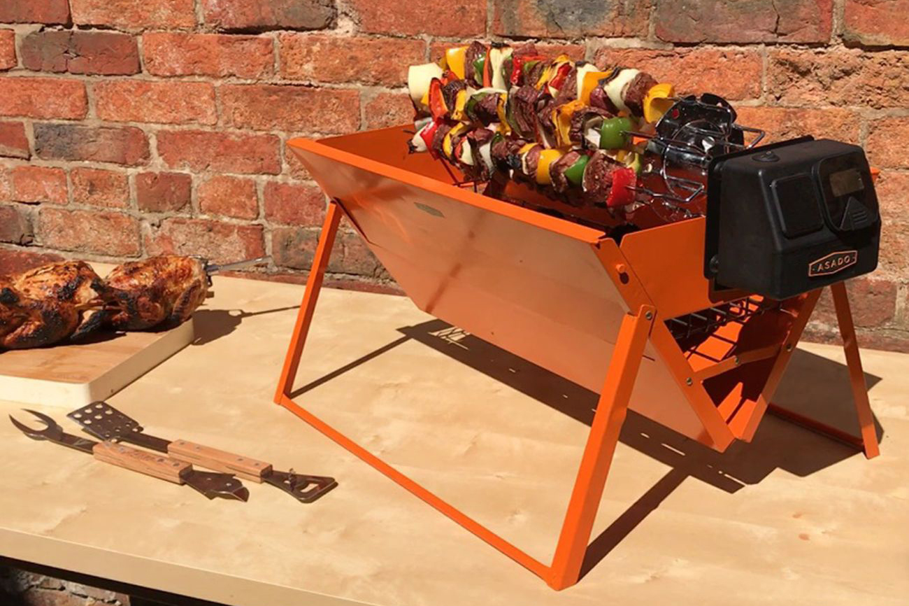 Con la parrilla portátil inteligente Uber-Q podrás preparar el asado ...