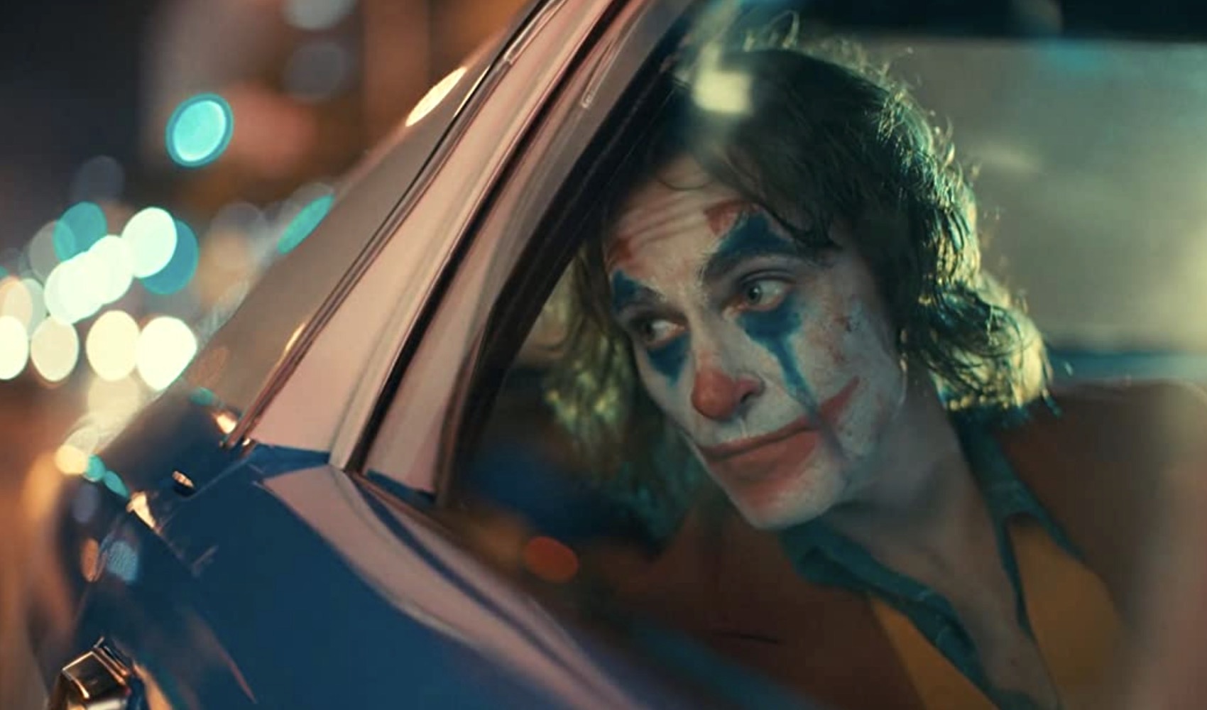 Joaquin Phoenix en Joker 2: nueva imagen bajo la lluvia | Digital ...